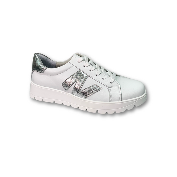 Redz Womens Trainer CX4776 White/Silver - Donaghys